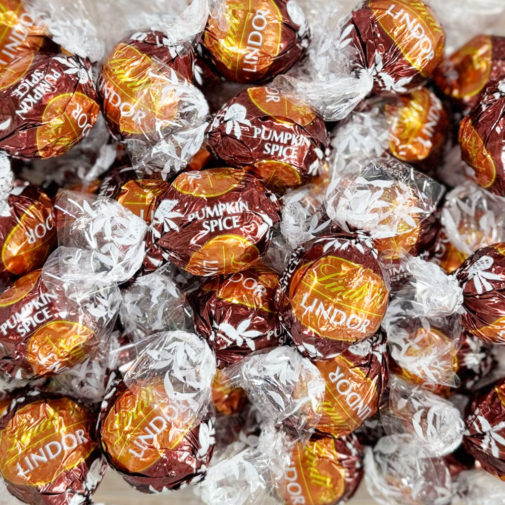 Lindt Lindor Pumpkin Spice Milk Chocolate Truffles - Perfect Party ...